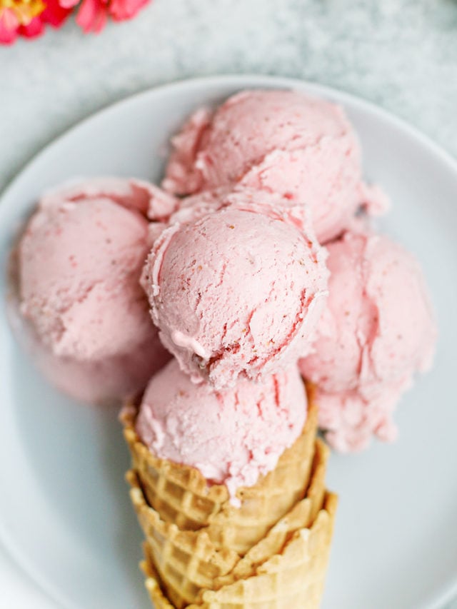 Easy Homemade Strawberry Gelato: Summer Bliss! | Good Life Eats