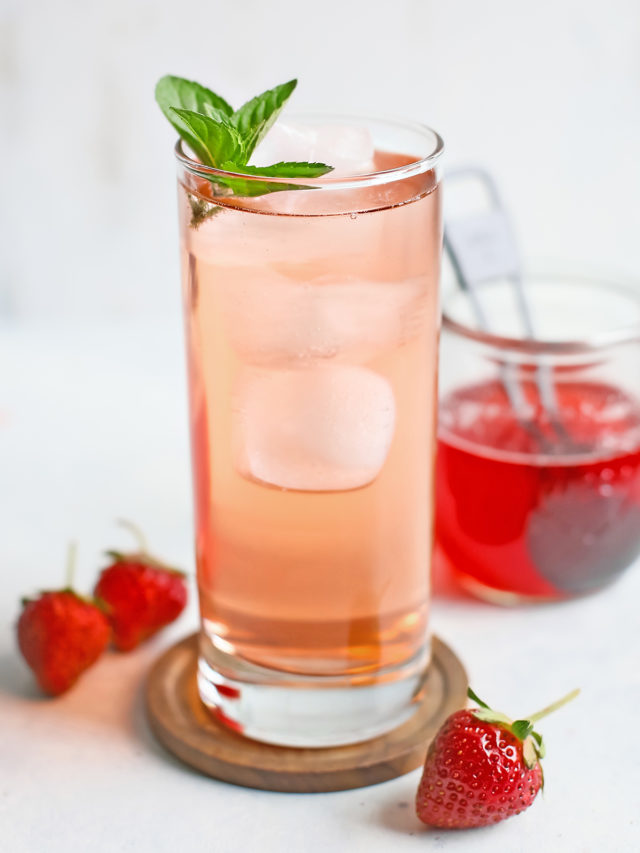 3-Ingredinet Strawberry Simple Syrup: Ready in 10-Minutes! | Good Life Eats