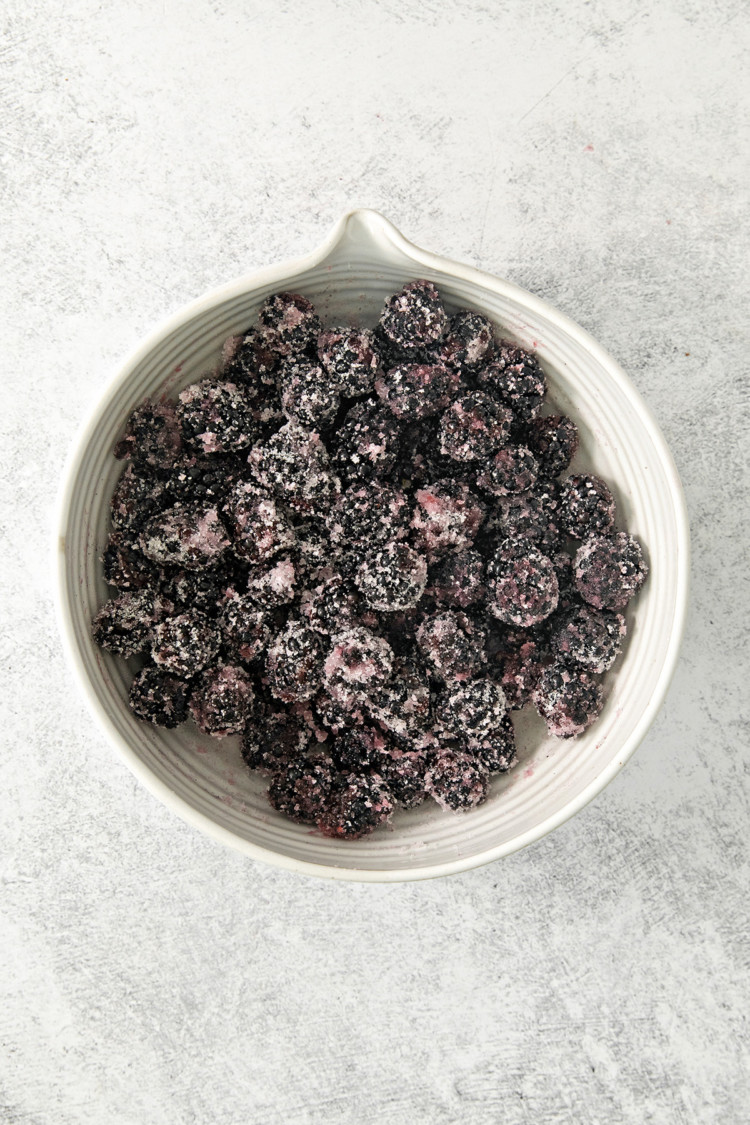 How to Freeze Blackberries (2 Easy Ways!) | Good Life Eats®